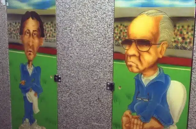 Romário tentou tirar onda com Zico e Zagallo e acabou sendo multado