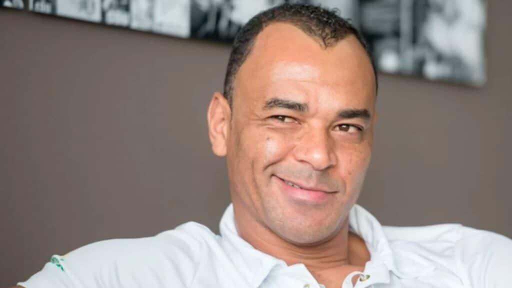 Cafu conquista vitória na justiça para comemorar igual o Penta