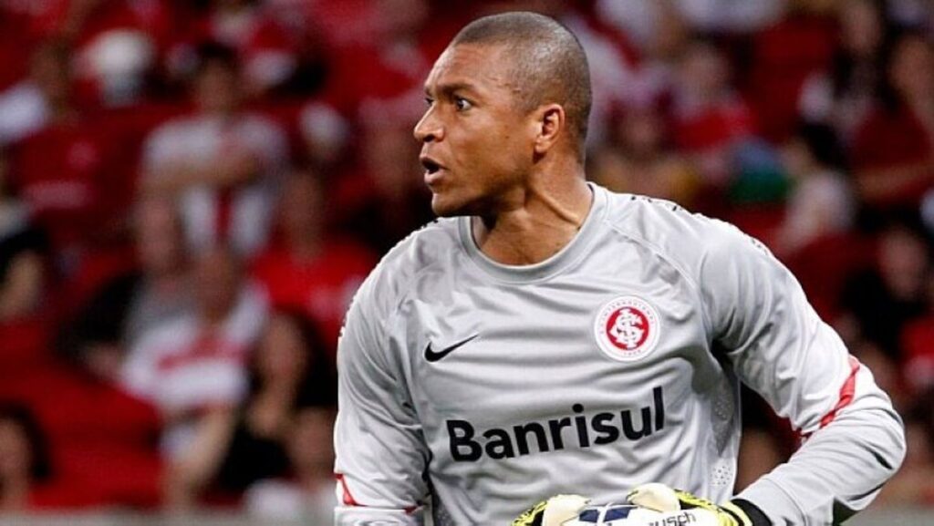 Tente não se surpreender com a nova profissão do goleiro Dida após ...