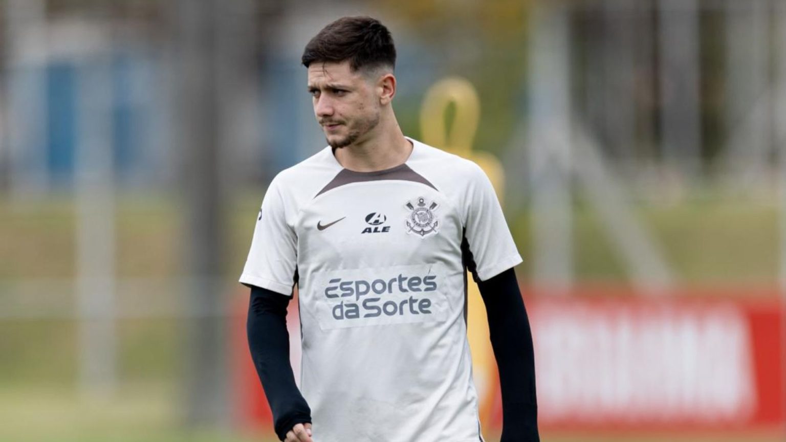 Rodrigo Garro toma nobre atitude após derrota do Corinthians