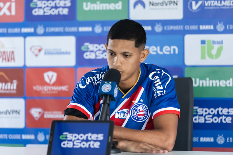 Erick Pulga surpreende geral e assina contrato longe do Bahia