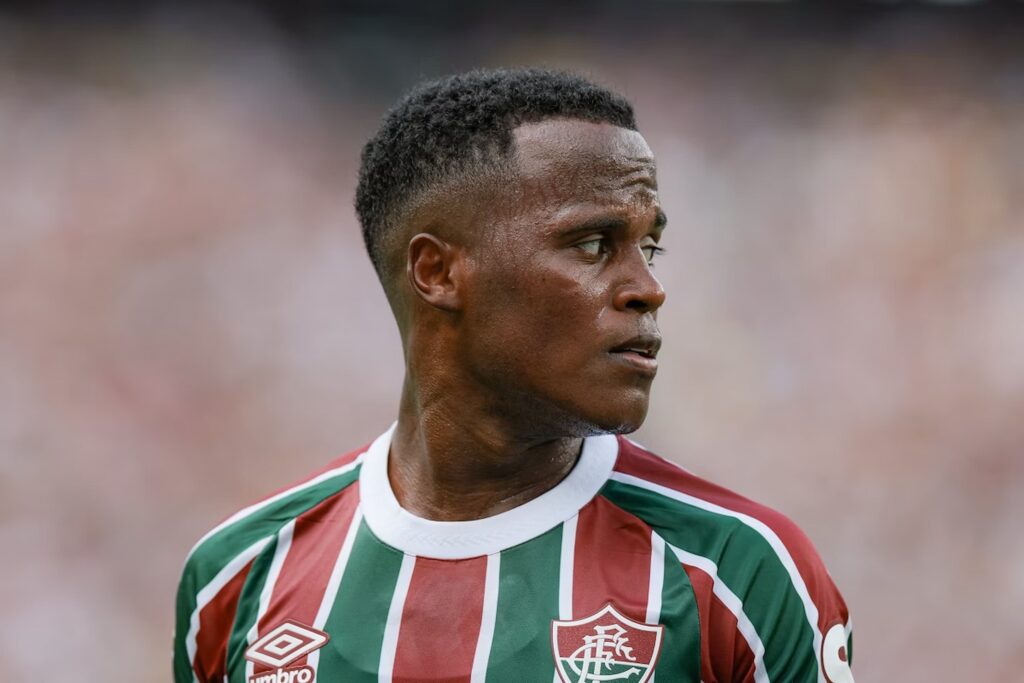 Jhon Arias acerta todos os detalhes e prepara realizar sonho longe do ...