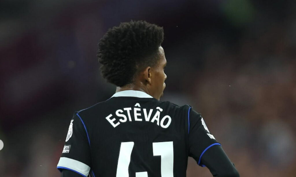 Estêvão recebe melhor notícia da carreira no Chelsea